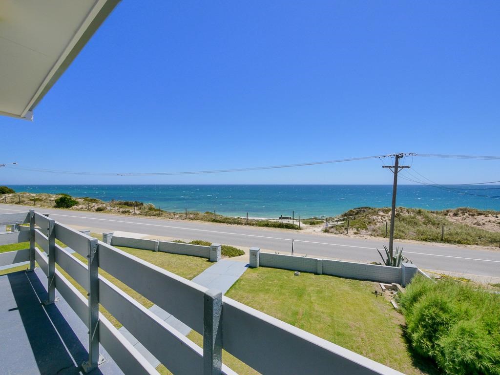 6/36 Halls Head Parade Halls Head WA 6210 - Unit for Rent - owner.com.au