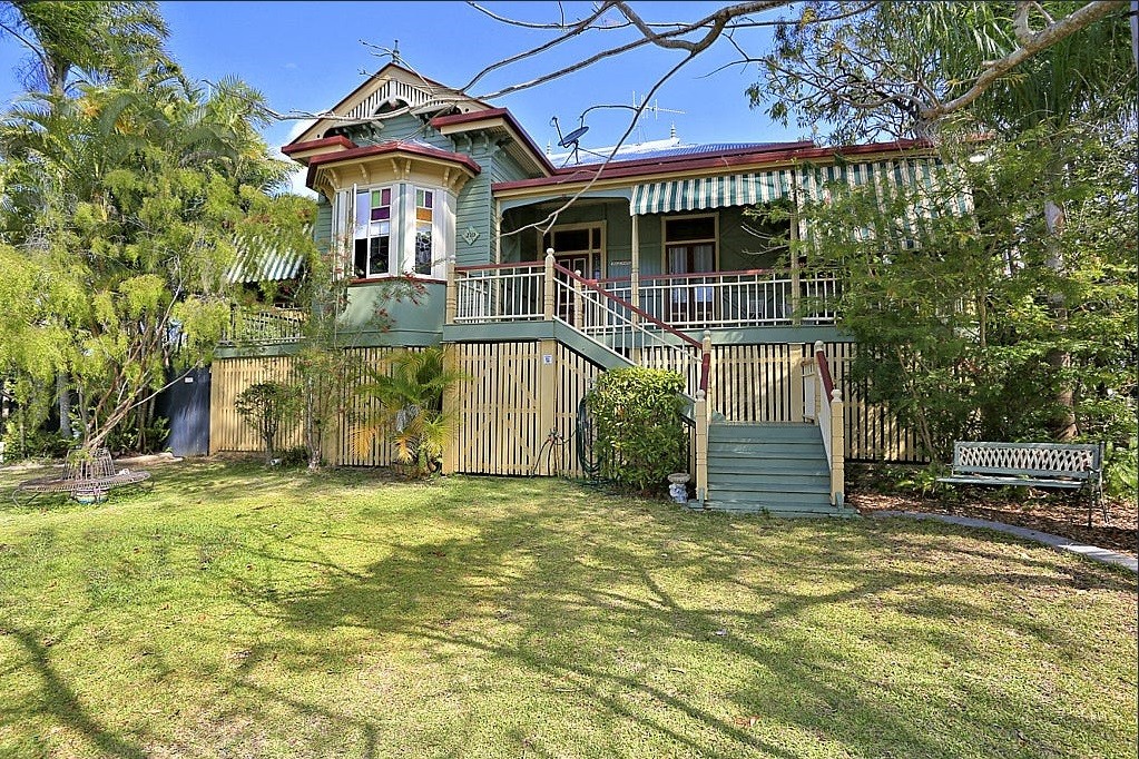 210 George Street Bundaberg West QLD 4670 - House for Sold - owner.com.au