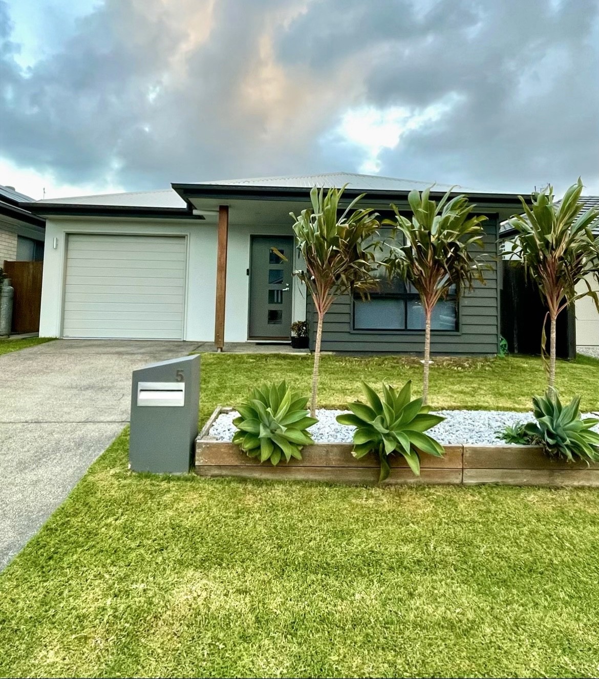 5 Vintage Street Palmview QLD 4553 - House for Sold - owner.com.au