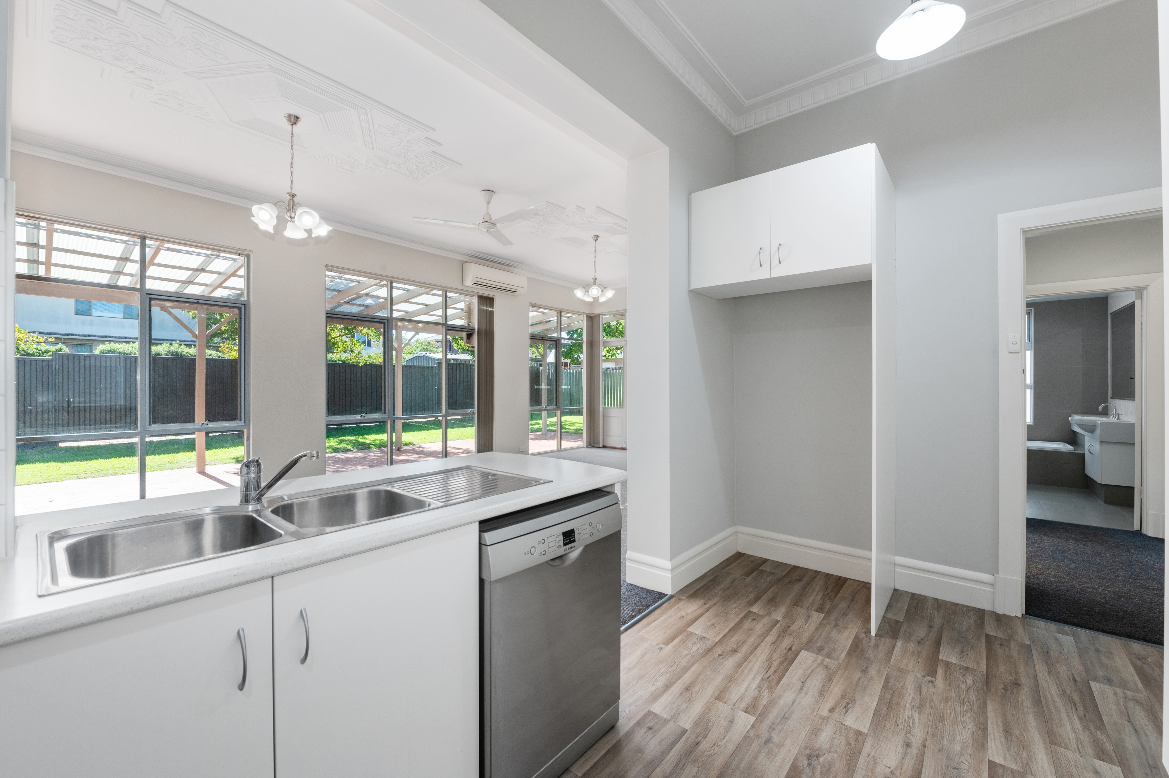 10 Monash Avenue Como WA 6152 - House for Rent - owner.com.au
