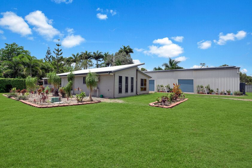 102 Miran Khan Drive Armstrong Beach QLD 4737 - House for Sale - owner.com.au